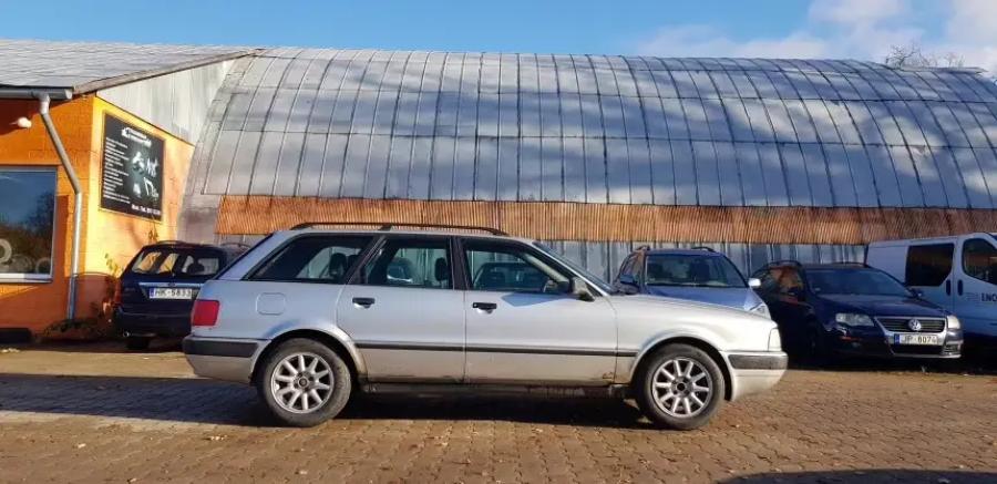 Pelēks Audi 80 1994 Valmiera, ar dzinēja tilpumu 2.00 L un nobraukumu 269 tūkst. km par 550 €, foto 3 vietnē AUTOMOTO.COM.LV