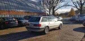 Pelēks Audi 80 1994 Valmiera, ar dzinēja tilpumu 2.00 L un nobraukumu 269 tūkst. km par 550 €, foto 4 vietnē AUTOMOTO.COM.LV