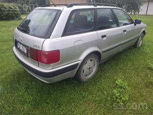 Pelēks Audi 80 1994 Valmiera, ar dzinēja tilpumu 2.00 L un nobraukumu 390 tūkst. km par 490 €, foto  vietnē AUTOMOTO.COM.LV