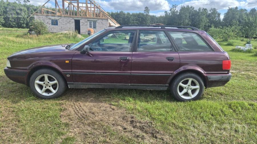 Red Audi 80 1996 in Jelgava, with an engine capacity of 1.60 L and mileage of 227 thousand km for 1100 €, photo 1 on AUTOMOTO.COM.LV