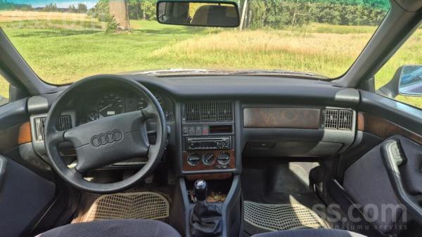 Red Audi 80 1996 in Jelgava, with an engine capacity of 1.60 L and mileage of 227 thousand km for 1100 €, photo 7 on AUTOMOTO.COM.LV
