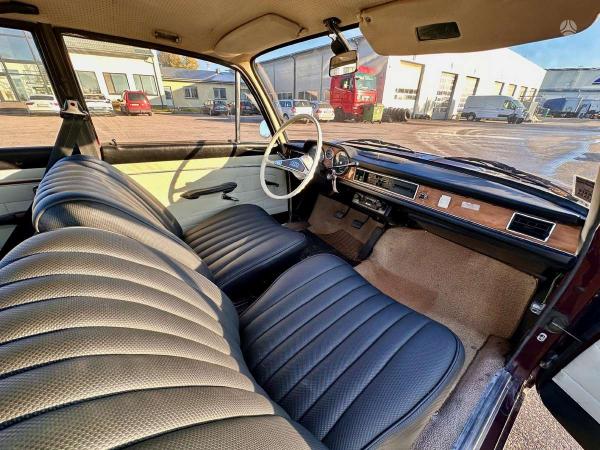 Red Audi 80 1972 in Vilnius, with an engine capacity of 1.50 L and mileage of 72 thousand km for 6200 €, photo 11 on AUTOMOTO.COM.LV
