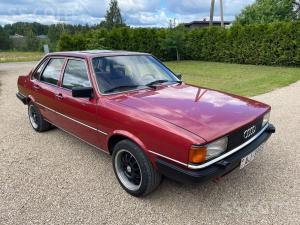 Sarkans Audi 80 1981 Cēsis, ar dzinēja tilpumu 1.60 L un nobraukumu 232 tūkst. km par 3500 €, foto  vietnē AUTOMOTO.COM.LV