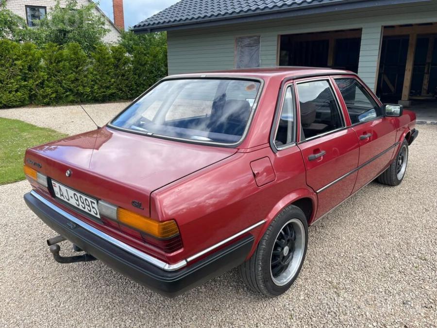 Red Audi 80 1981 in Cesis, with an engine capacity of 1.60 L and mileage of 232 thousand km for 3500 €, photo 4 on AUTOMOTO.COM.LV