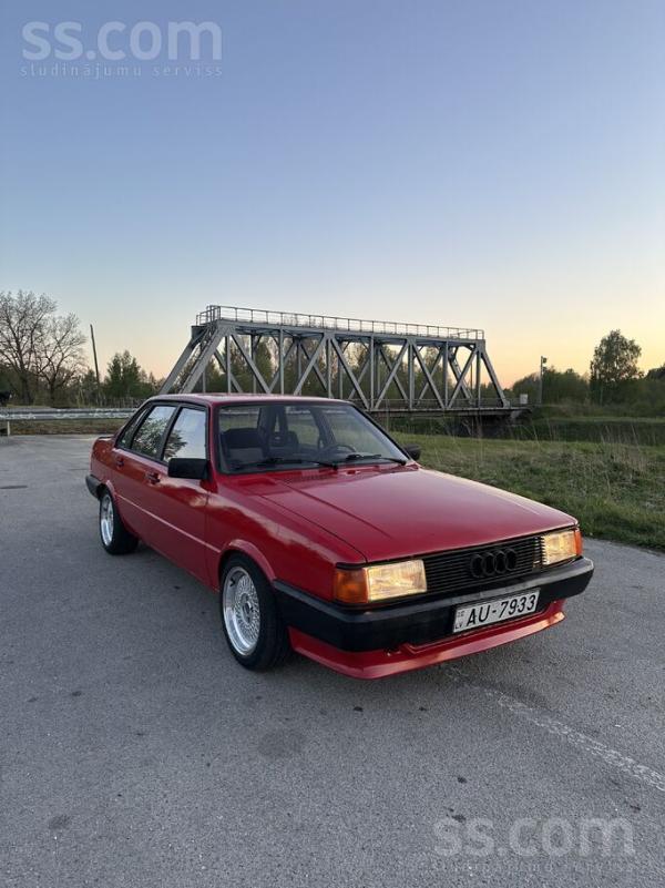 Sarkans Audi 80 1985 Bauska, ar dzinēja tilpumu 1.30 L un nobraukumu 387 tūkst. km par 2880 €, foto 8 vietnē AUTOMOTO.COM.LV