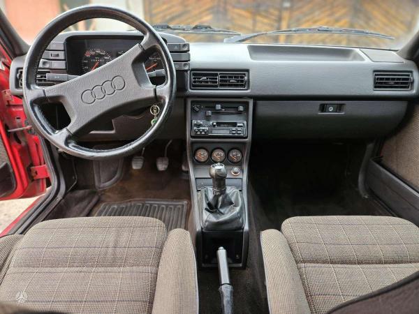 Red Audi 80 1986 in Rokiskis, with an engine capacity of 1.78 L and mileage of 254 thousand km for 2300 €, photo 10 on AUTOMOTO.COM.LV