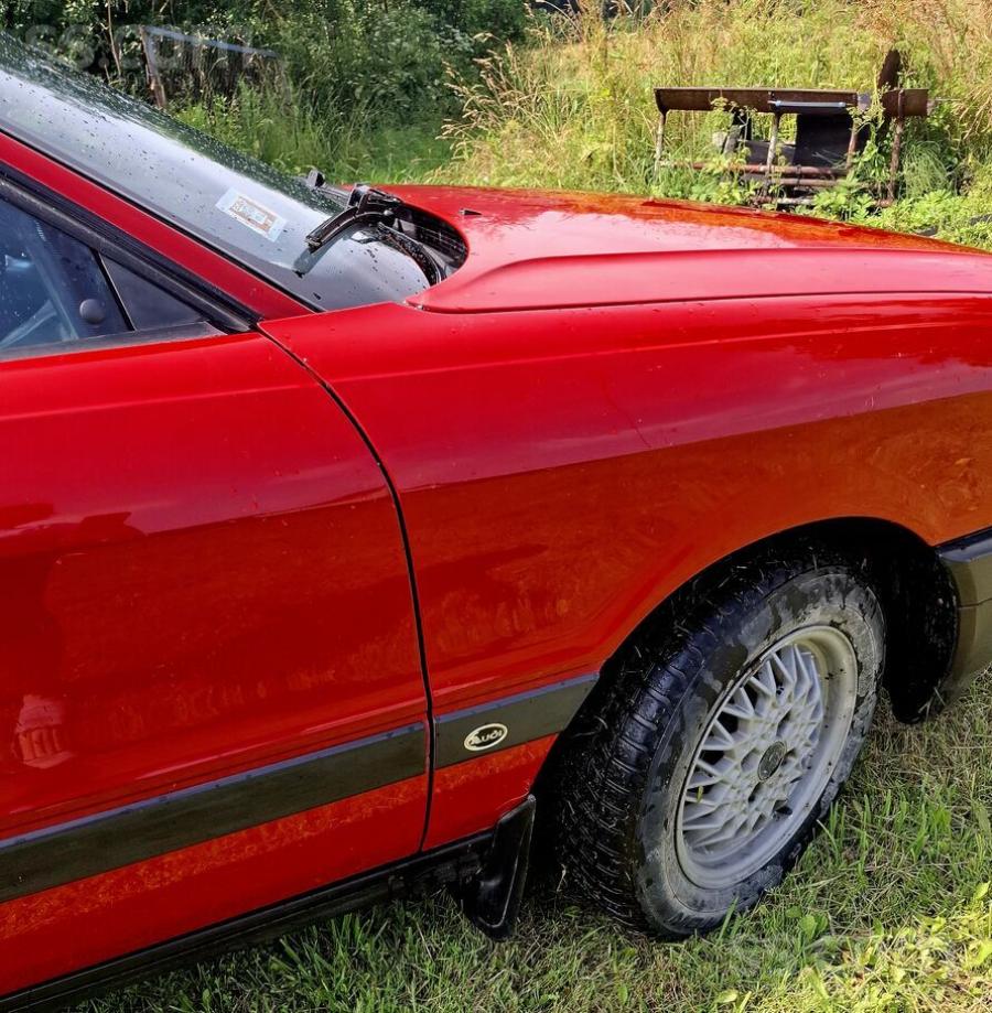 Sarkans Audi 80 1987 Daugavpils, ar dzinēja tilpumu 1.60 L un nobraukumu 323 tūkst. km par 650 €, foto 4 vietnē AUTOMOTO.COM.LV