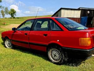 Sarkans Audi 80 1987 Daugavpils, ar dzinēja tilpumu 1.60 L un nobraukumu 323 tūkst. km par 650 €, foto 6 vietnē AUTOMOTO.COM.LV