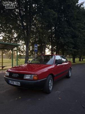 Sarkans Audi 80 1988 Viļņa, ar dzinēja tilpumu 1.80 L un nobraukumu 399 tūkst. km par 1300 €, foto 5 vietnē AUTOMOTO.COM.LV