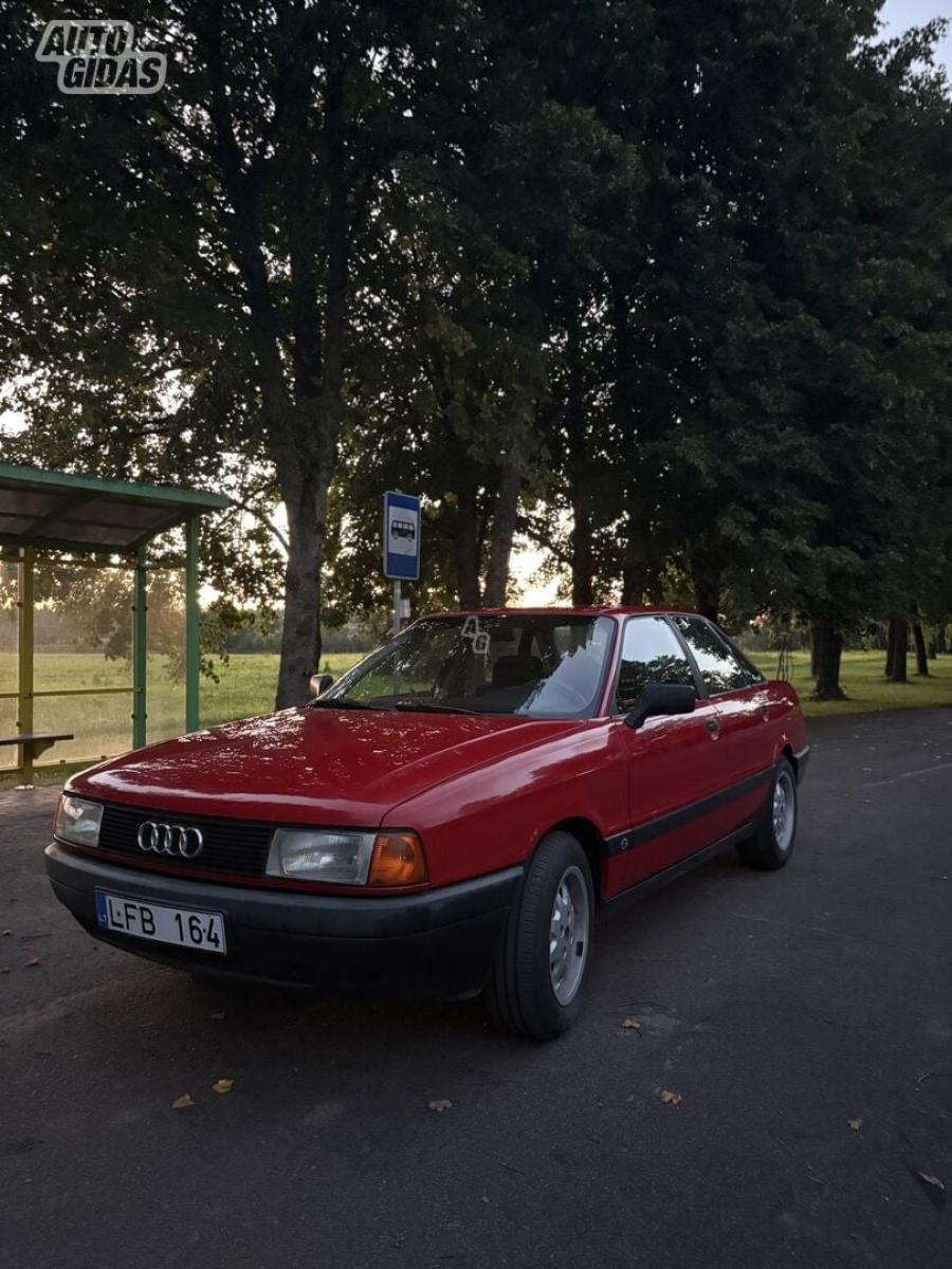 Sarkans Audi 80 1988 Viļņa, ar dzinēja tilpumu 1.80 L un nobraukumu 399 tūkst. km par 1300 €, foto 5 vietnē AUTOMOTO.COM.LV