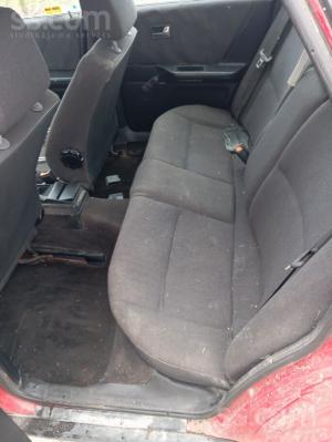 Sarkans Audi 80 1989 Ventspils, ar dzinēja tilpumu 1.60 L un nobraukumu 280 tūkst. km par 600 €, foto 5 vietnē AUTOMOTO.COM.LV