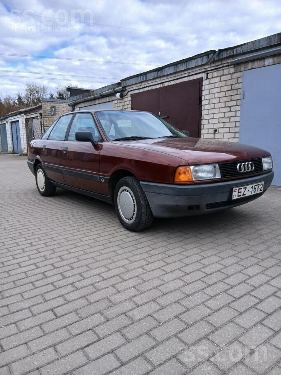 Sarkans Audi 80 1990 Rīga, ar dzinēja tilpumu 1.60 L un nobraukumu 560 tūkst. km par 1500 €, foto 6 vietnē AUTOMOTO.COM.LV