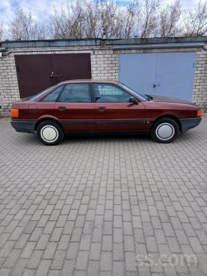 Sarkans Audi 80 1990 Rīga, ar dzinēja tilpumu 1.60 L un nobraukumu 560 tūkst. km par 1500 €, foto 7 vietnē AUTOMOTO.COM.LV