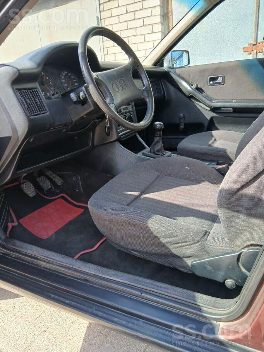 Красный Ауди 80 1990 в Рига, объемом двигателя 1.60 л и пробегом 560 тыс. км за 1350 €, фото 21 на AUTOMOTO.COM.LV