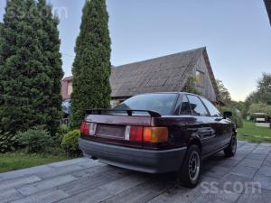 Красный Ауди 80 1990 в Лимбажи, объемом двигателя 1.80 л и пробегом 156 тыс. км за 550 €, фото 3 на AUTOMOTO.COM.LV