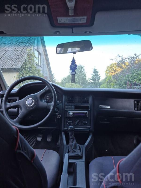 Sarkans Audi 80 1990 Limbaži, ar dzinēja tilpumu 1.80 L un nobraukumu 156 tūkst. km par 550 €, foto 9 vietnē AUTOMOTO.COM.LV