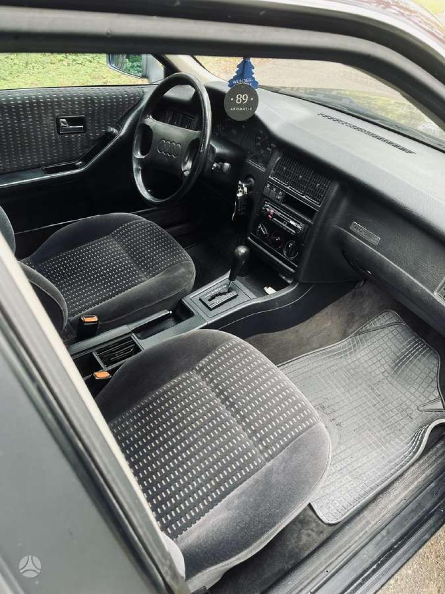 Sarkans Audi 80 1991 Pasvalys, ar dzinēja tilpumu 1.78 L un nobraukumu 186 tūkst. km par 1700 €, foto 13 vietnē AUTOMOTO.COM.LV