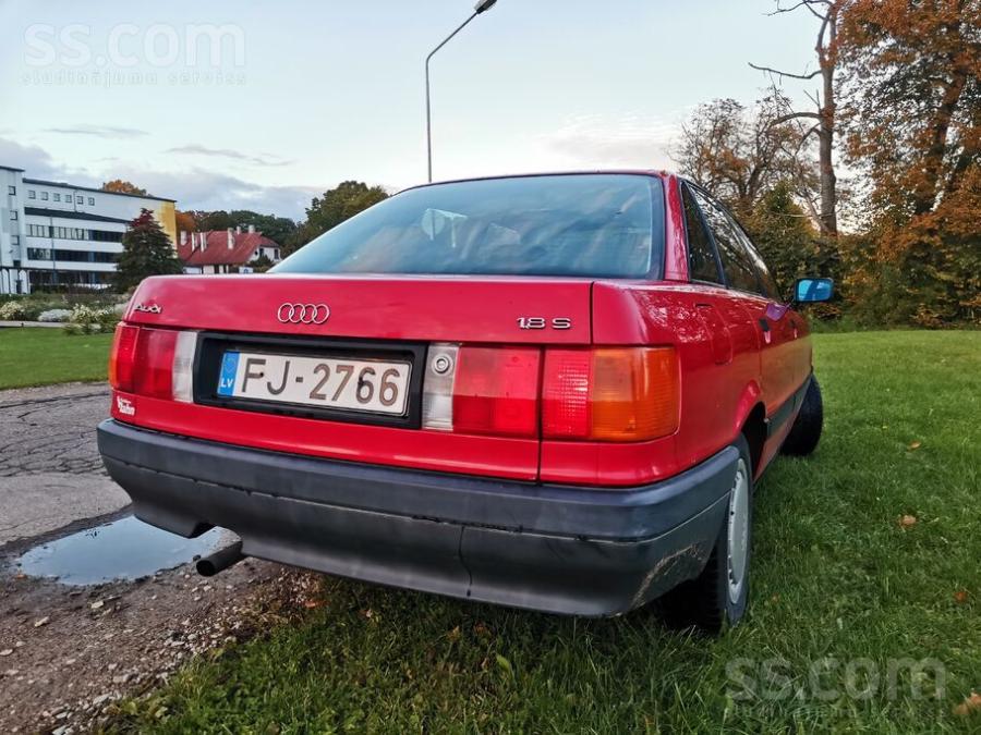 Sarkans Audi 80 1991 Rīga, ar dzinēja tilpumu 1.80 L un nobraukumu 227 tūkst. km par 2000 €, foto 4 vietnē AUTOMOTO.COM.LV