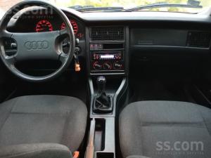Sarkans Audi 80 1991 Rīga, ar dzinēja tilpumu 1.80 L un nobraukumu 227 tūkst. km par 2000 €, foto 14 vietnē AUTOMOTO.COM.LV