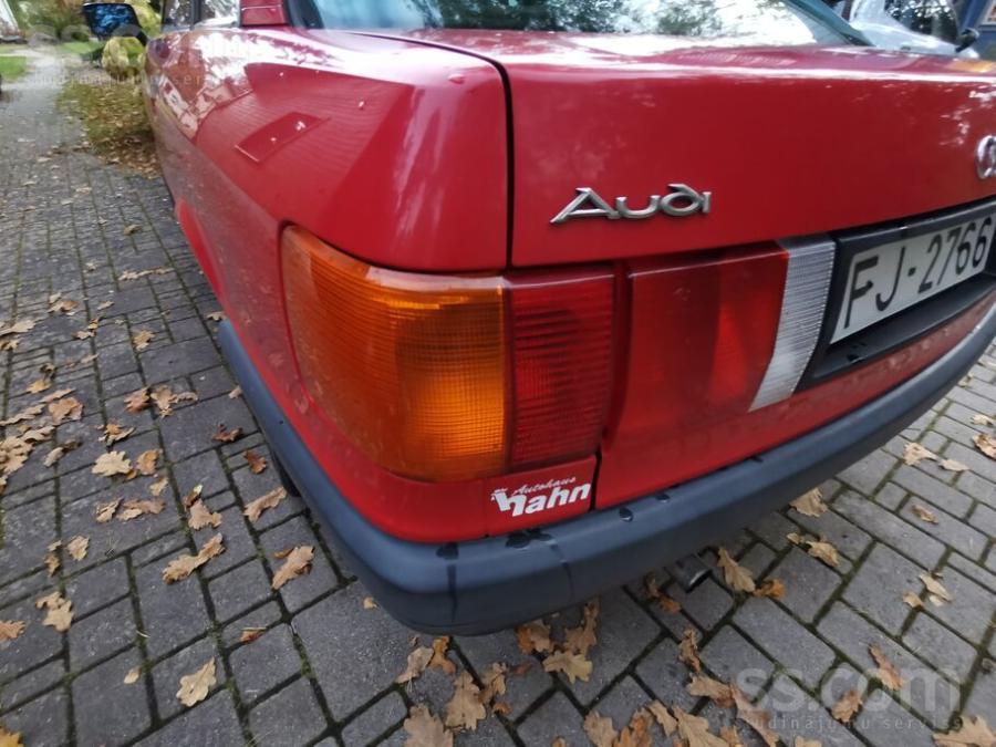 Sarkans Audi 80 1991 Rīga, ar dzinēja tilpumu 1.80 L un nobraukumu 227 tūkst. km par 2000 €, foto 16 vietnē AUTOMOTO.COM.LV
