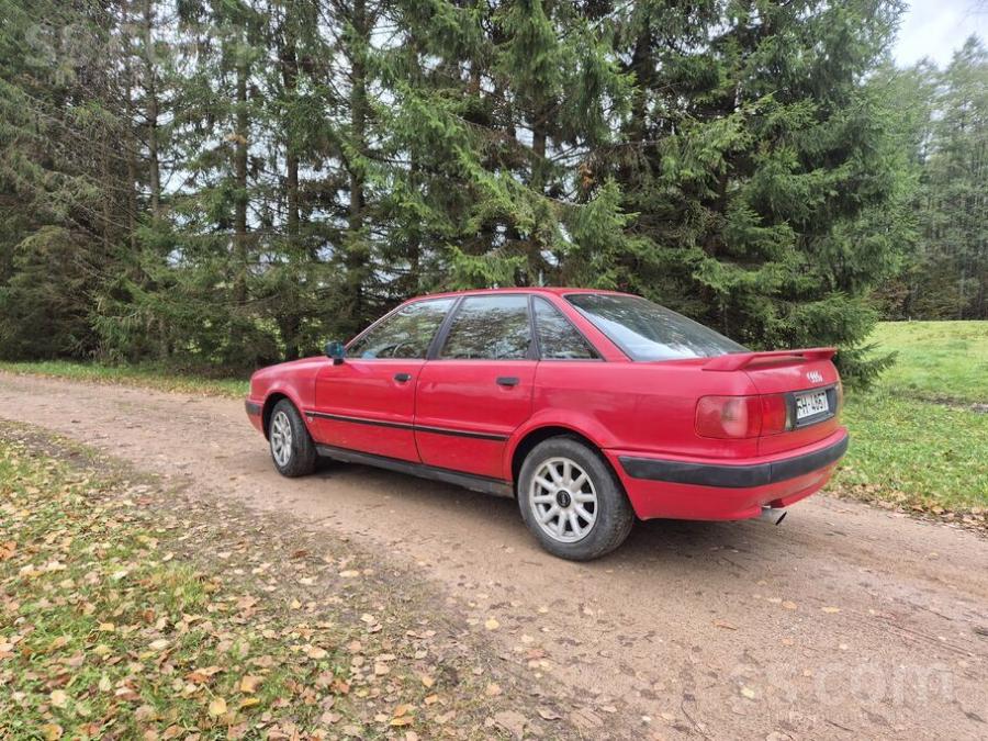 Sarkans Audi 80 1991 Balvi, ar dzinēja tilpumu 2.00 L un nobraukumu 282 tūkst. km par 650 €, foto 3 vietnē AUTOMOTO.COM.LV