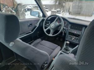 Red Audi 80 1992 in Tallinn, with an engine capacity of 2.00 L and mileage of 330 thousand km for 2950 €, photo 4 on AUTOMOTO.COM.LV