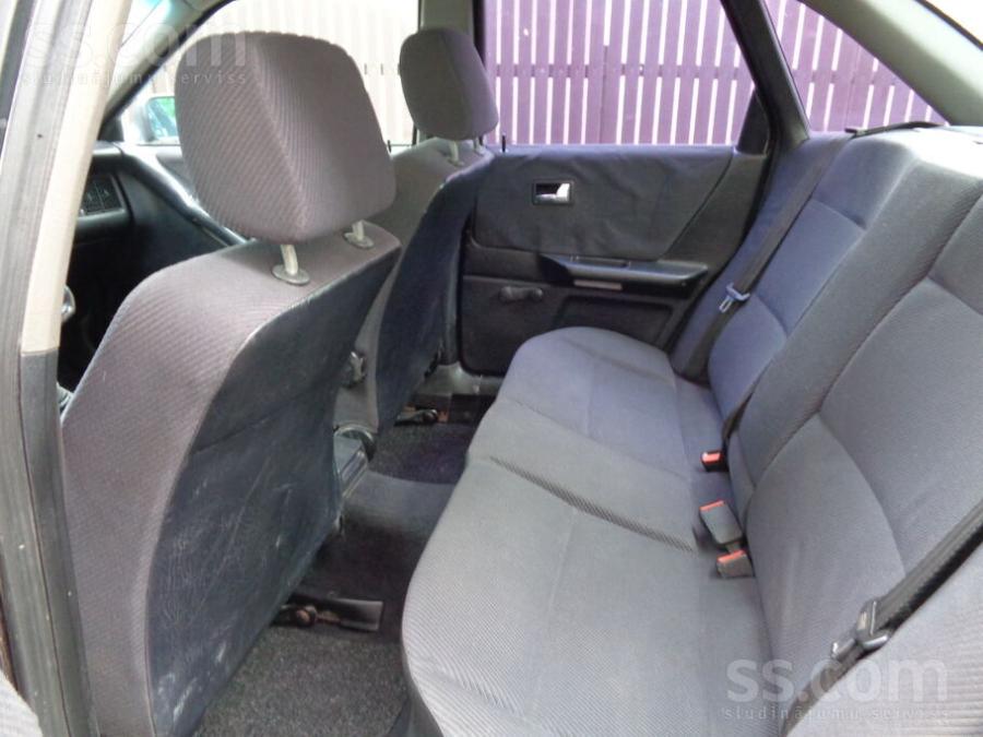 Sarkans Audi 80 1992 Ventspils, ar dzinēja tilpumu 1.90 L un nobraukumu 396 tūkst. km par 544 €, foto 13 vietnē AUTOMOTO.COM.LV