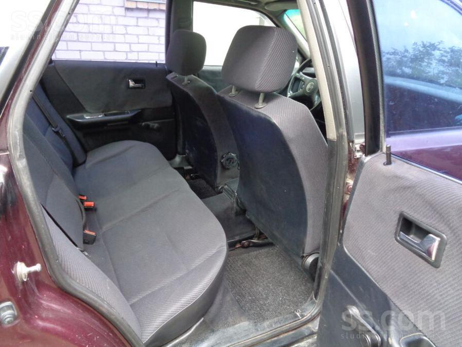 Sarkans Audi 80 1992 Ventspils, ar dzinēja tilpumu 1.90 L un nobraukumu 396 tūkst. km par 544 €, foto 14 vietnē AUTOMOTO.COM.LV