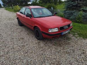 Sarkans Audi 80 1992 Elektrėnai, ar dzinēja tilpumu 2.00 L un nobraukumu 183 tūkst. km par 900 €, foto  vietnē AUTOMOTO.COM.LV