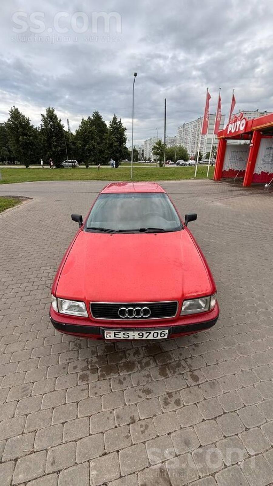 Красный Ауди 80 1992 в Рига, объемом двигателя 1.80 л и пробегом 249 тыс. км за 1100 €, фото 4 на AUTOMOTO.COM.LV
