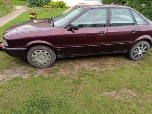 Sarkans Audi 80 1992 Joniškis, ar dzinēja tilpumu 1.98 L un nobraukumu 237 tūkst. km par 500 €, foto 4 vietnē AUTOMOTO.COM.LV