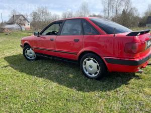Sarkans Audi 80 1993 Limbaži, ar dzinēja tilpumu 2.00 L un nobraukumu 367 tūkst. km par 750 €, foto 4 vietnē AUTOMOTO.COM.LV