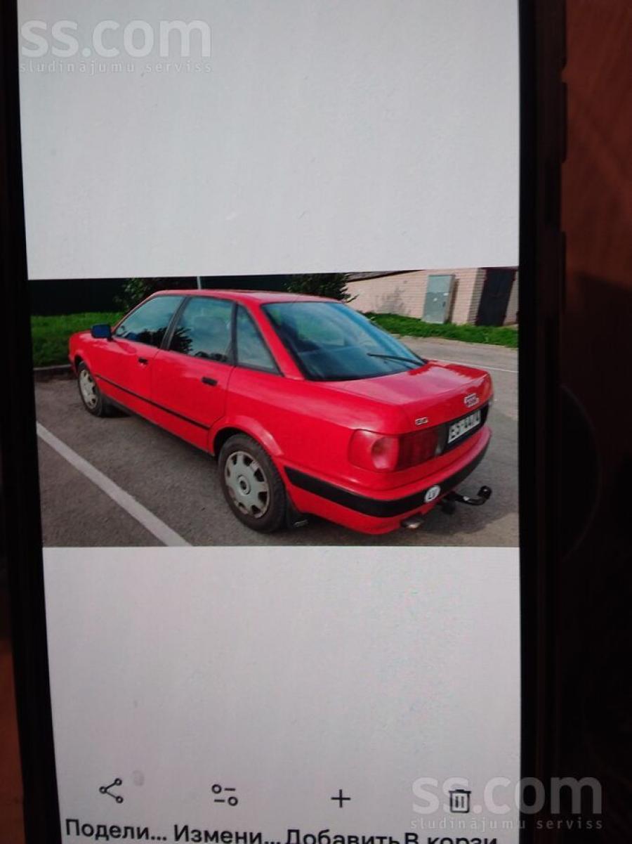Sarkans Audi 80 1993 Daugavpils, ar dzinēja tilpumu 2.00 L un nobraukumu 271 tūkst. km par 550 €, foto 4 vietnē AUTOMOTO.COM.LV