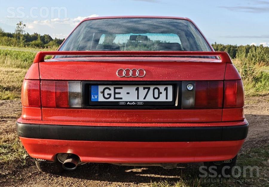 Red Audi 80 1993 in Rezekne, with an engine capacity of 2.00 L and mileage of 219 thousand km for 2300 €, photo 1 on AUTOMOTO.COM.LV
