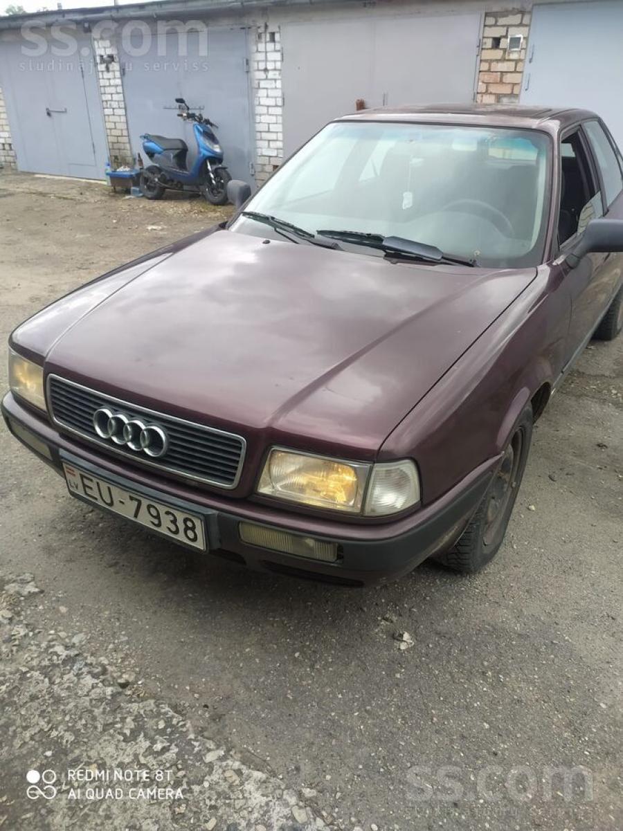 Red Audi 80 1993 in Riga, with an engine capacity of 2.00 L and mileage of 295 thousand km for 1200 €, photo 1 on AUTOMOTO.COM.LV