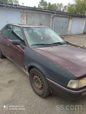 Red Audi 80 1993 in Riga, with an engine capacity of 2.00 L and mileage of 295 thousand km for 1200 €, photo 3 on AUTOMOTO.COM.LV