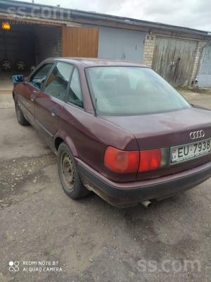 Red Audi 80 1993 in Riga, with an engine capacity of 2.00 L and mileage of 295 thousand km for 1200 €, photo 5 on AUTOMOTO.COM.LV