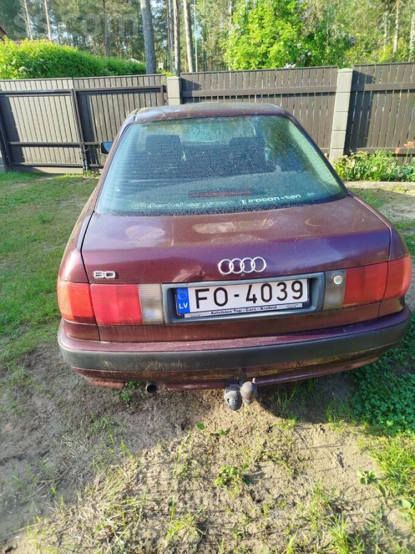 Sarkans Audi 80 1994 Rīga, ar dzinēja tilpumu 2.00 L un nobraukumu 212 tūkst. km par 1200 €, foto 2 vietnē AUTOMOTO.COM.LV