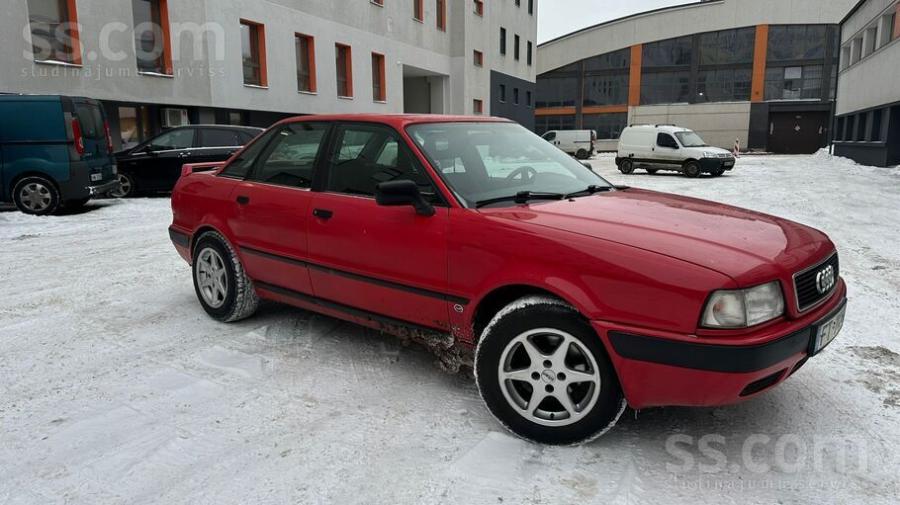 Red Audi 80 1994 in Riga, with an engine capacity of 1.90 L and mileage of 326 thousand km for 1500 €, photo 3 on AUTOMOTO.COM.LV