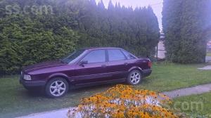Sarkans Audi 80 1994 Rīga, ar dzinēja tilpumu 1.90 L un nobraukumu 253 tūkst. km par 1850 €, foto  vietnē AUTOMOTO.COM.LV
