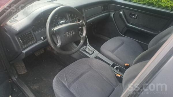 Sarkans Audi 80 1994 Rīga, ar dzinēja tilpumu 1.90 L un nobraukumu 253 tūkst. km par 1850 €, foto 9 vietnē AUTOMOTO.COM.LV