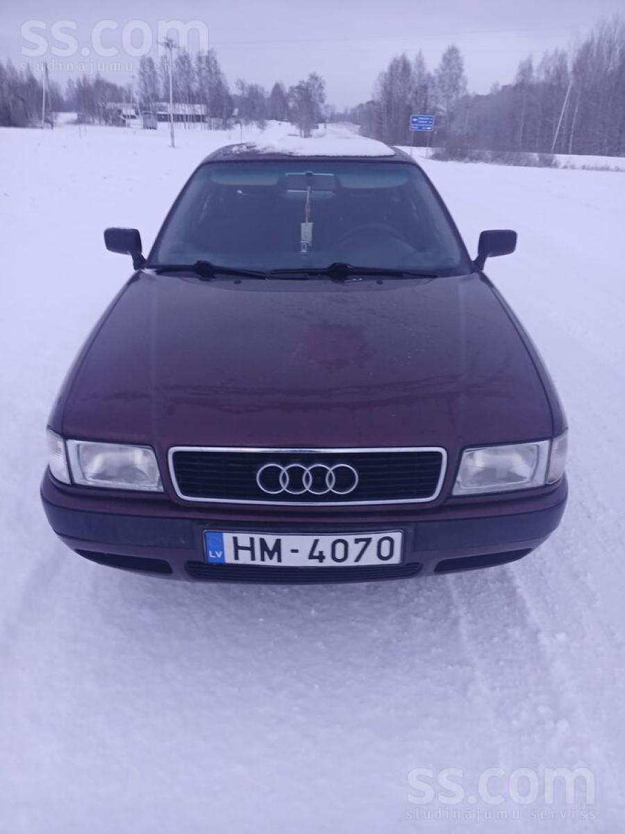 Sarkans Audi 80 1995 Preiļi, ar dzinēja tilpumu 1.90 L un nobraukumu 416 tūkst. km par 1300 €, foto 3 vietnē AUTOMOTO.COM.LV