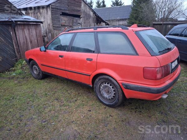 Red Audi 80 1993 in Ogre, with an engine capacity of 2.00 L and mileage of 278 thousand km for 600 €, photo 3 on AUTOMOTO.COM.LV