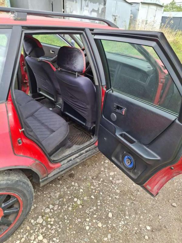 Sarkans Audi 80 1993 Klaipėda, ar dzinēja tilpumu 0.00 L un nobraukumu 430 tūkst. km par 800 €, foto 3 vietnē AUTOMOTO.COM.LV