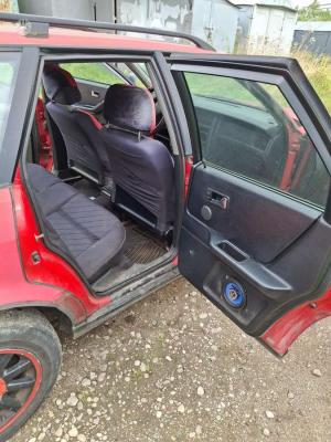 Sarkans Audi 80 1993 Klaipėda, ar dzinēja tilpumu 0.00 L un nobraukumu 430 tūkst. km par 800 €, foto 4 vietnē AUTOMOTO.COM.LV