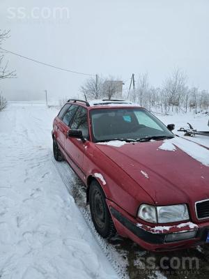 Sarkans Audi 80 1994 Tukums, ar dzinēja tilpumu 1.90 L un nobraukumu 364 tūkst. km par 850 €, foto  vietnē AUTOMOTO.COM.LV