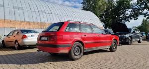 Sarkans Audi 80 1994 Valmiera, ar dzinēja tilpumu 2.00 L un nobraukumu 356 tūkst. km par 950 €, foto 6 vietnē AUTOMOTO.COM.LV