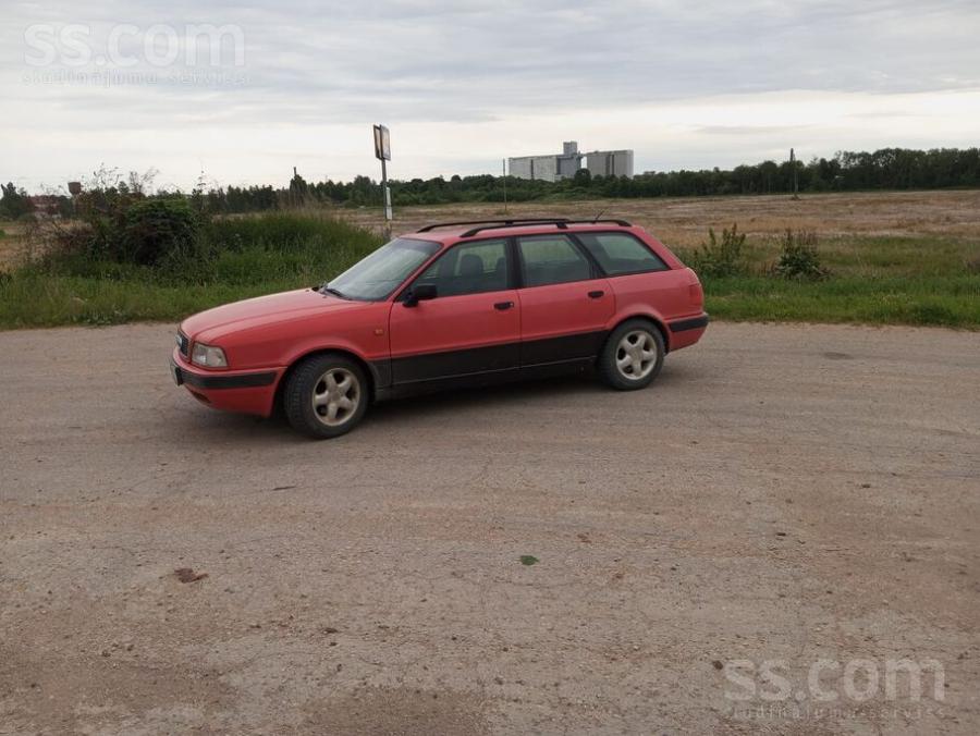 Sarkans Audi 80 1994 Jēkabpils, ar dzinēja tilpumu 1.90 L un nobraukumu 423 tūkst. km par 650 €, foto 3 vietnē AUTOMOTO.COM.LV