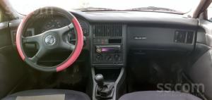 Sarkans Audi 80 1994 Jēkabpils, ar dzinēja tilpumu 1.90 L un nobraukumu 423 tūkst. km par 650 €, foto 6 vietnē AUTOMOTO.COM.LV