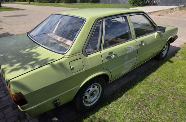 Audi 80 1979 in Siauliai, with an engine capacity of 1.60 L and mileage of 74 thousand km for 900 €, photo 2 on AUTOMOTO.COM.LV